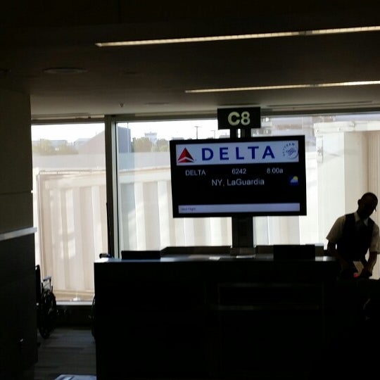 RDU - Gate C8 - 227 visitors