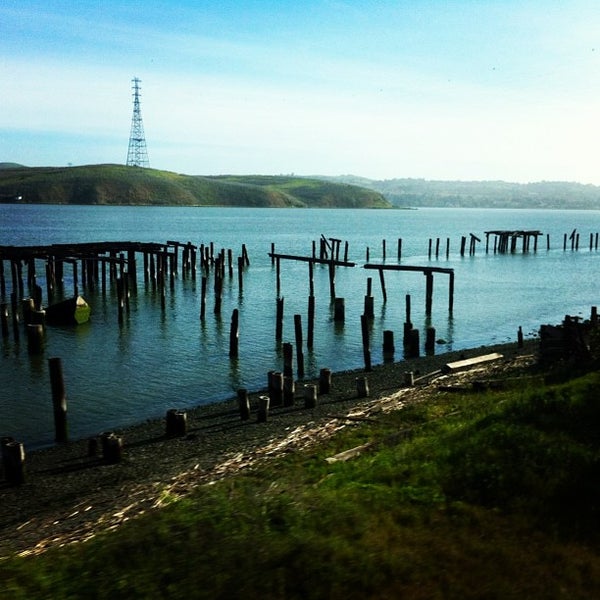Carquinez Strait Regional Shoreline Bull Valley Staging Area - Park