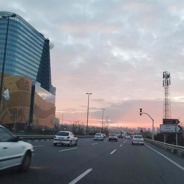 Rose Mall | رُز مال - Shopping Mall in Tehrān