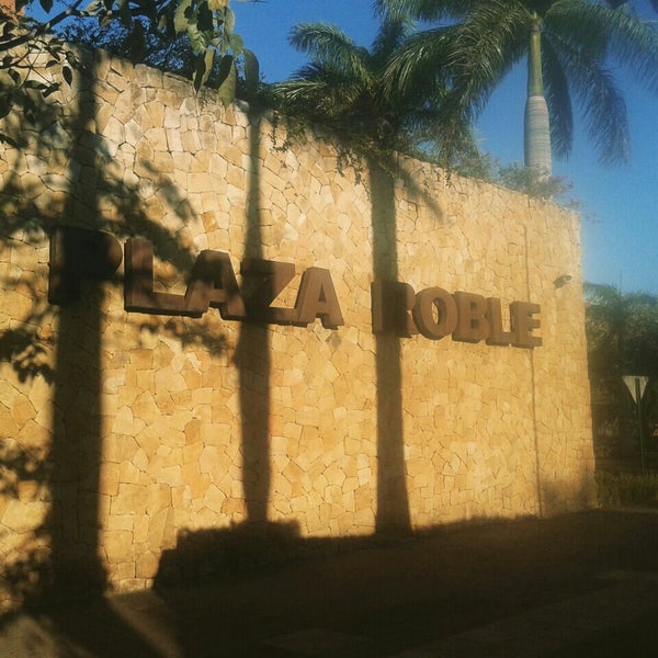 Photos at Plaza Roble - 14 tips