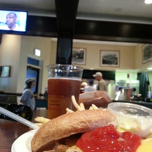 Sheffield Grill - Wrigleyville - 4 tips