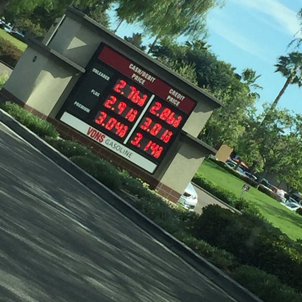 VONS Fuel Station - 351 W Felicita Ave