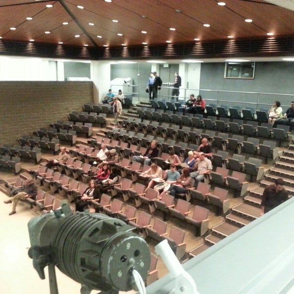 Chapman University - Irvine Lecture Hall - College Science Building in ...