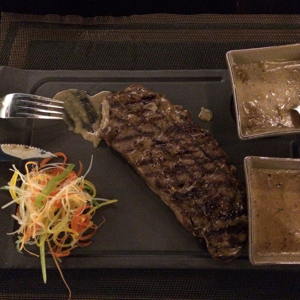 Al Matbakh Rooftop Grill @ Arumaila Boutique Hotel - Steakhouse in الجسرة