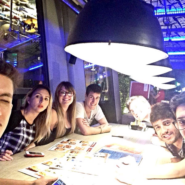 Johnny B. Good - Cocktail Bar in Buenos Aires