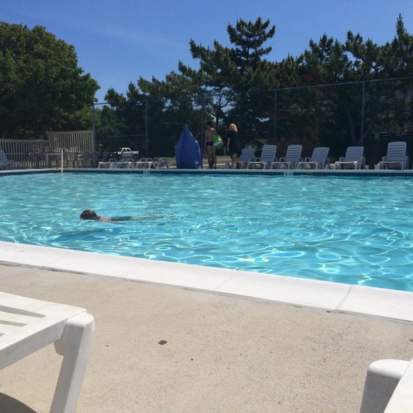 ocean villa II pool - Ocean City, MD