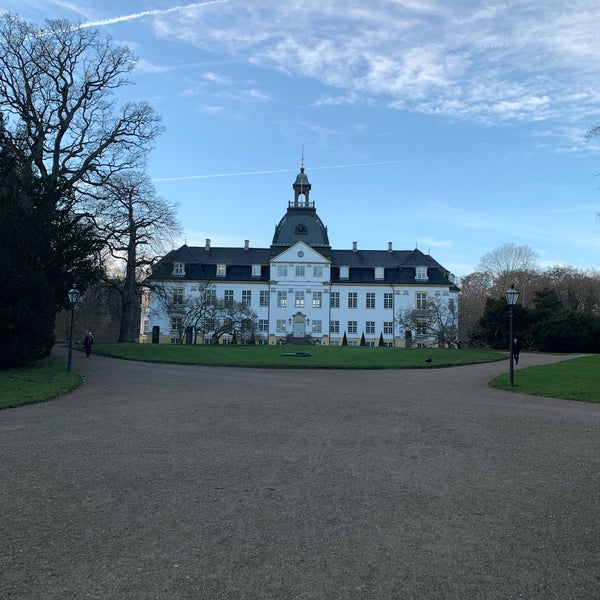 Charlottenlund Slot - Structure in Charlottenlund