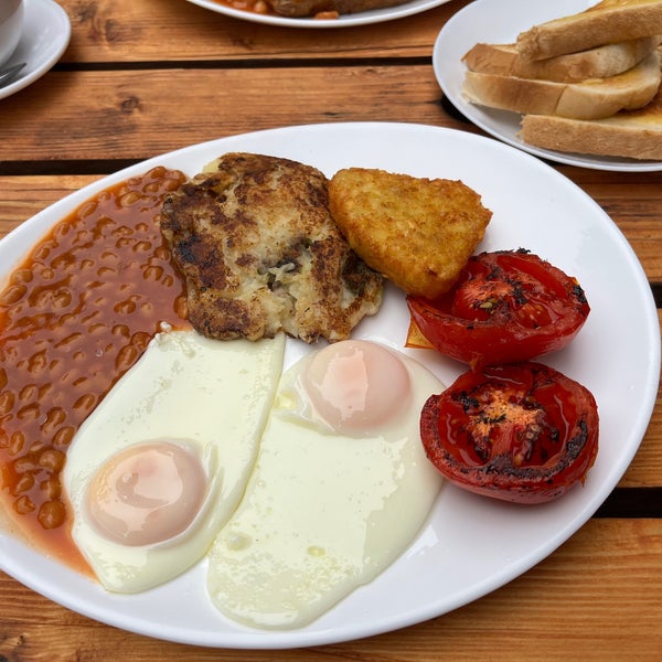 Arthur's Cafe - 3 tips from 60 visitors