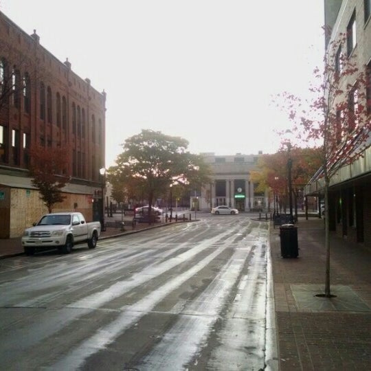 Malden Square - Neighborhood in Malden Center