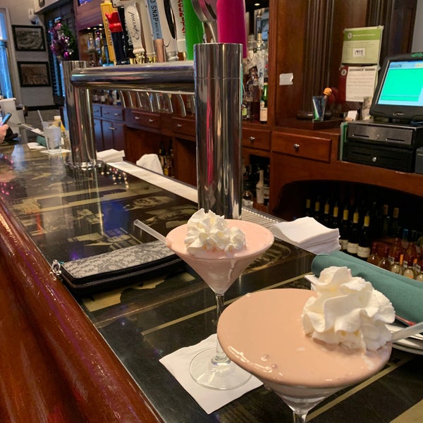 Rudy's Bar & Grille - The Loop - 66 tips from 3176 visitors