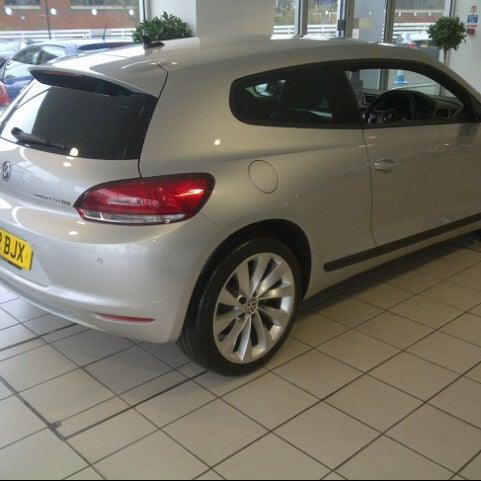 Marshalls Volkswagen - Car Dealership in St Albans