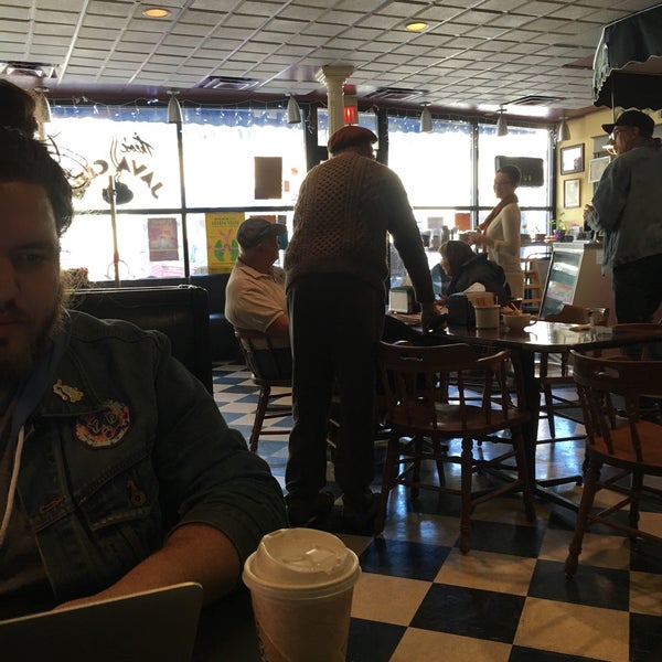 Theo's Java Club - Downtown Rock Island - 213 17th St