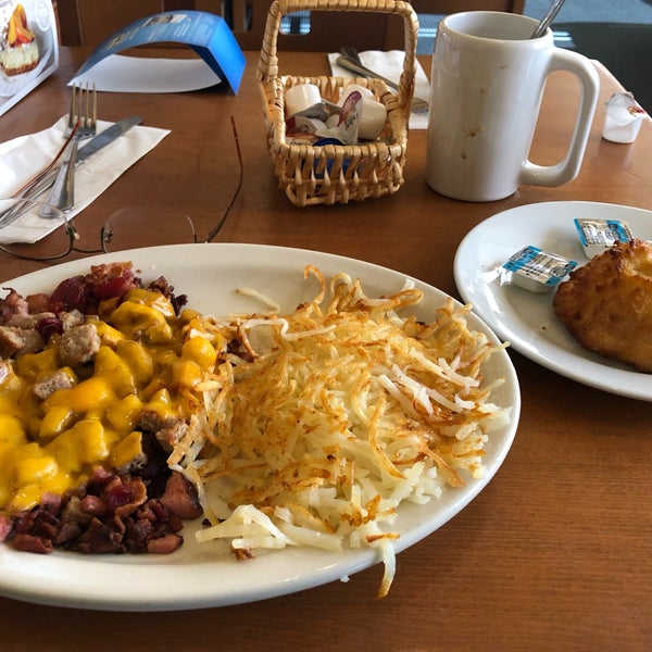 Coco's Bakery Restaurant - Bakery