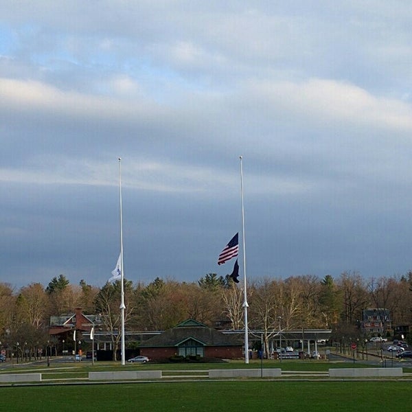 Haigis Mall - Plaza in Amherst