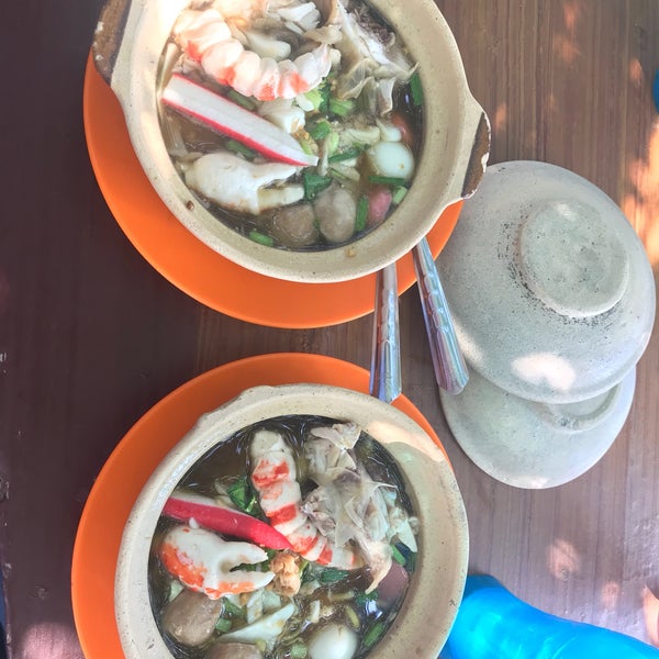 Kak Yam Mee Cambol Special & Masakan Panas (Now Closed) - Tumpat, Kelantan