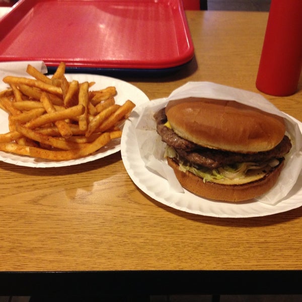 Photos at Sam's Deli Diner - 27 tips