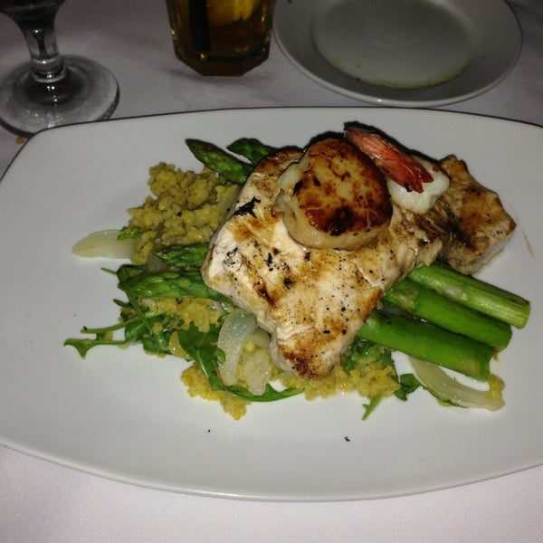 Photos at Blue Moon Fish Co. - 76 tips from 2206 visitors