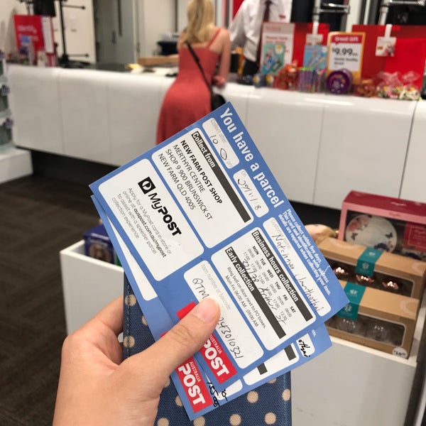 Australia Post - Post Office in New Farm