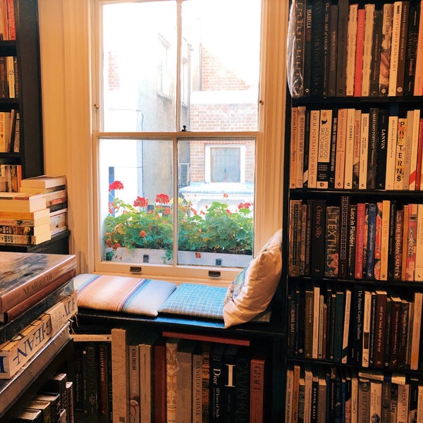 John Sandoe Books - Kensington and Chelsea - 10 Blacklands Ter