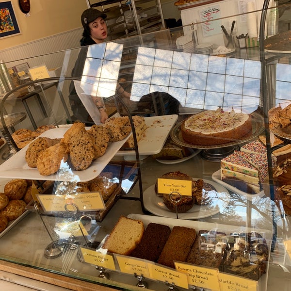 Sweet Adeline Bakeshop - Lorin District - 3350 Adeline St