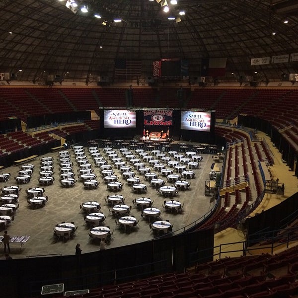 Lubbock Municipal Coliseum/CityBank Coliseum - Stadium in Lubbock