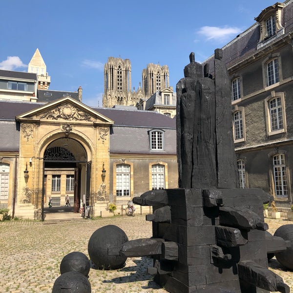 Musée des Beaux-Arts - Art Museum in Reims