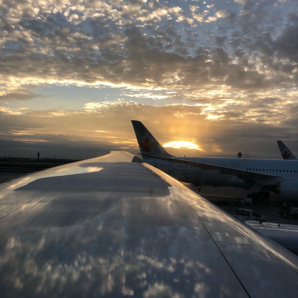 Gate E75 - Toronto Pearson International Airport - Mississauga, ON