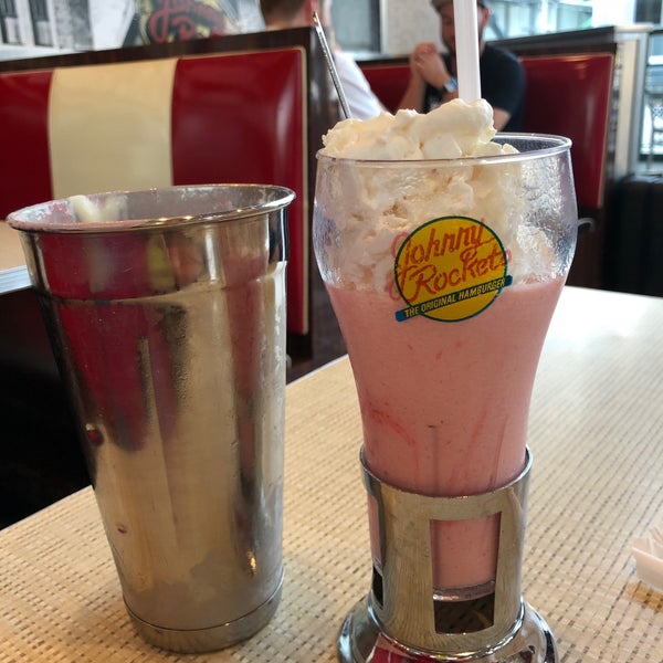 Johnny Rockets - East Bloomington - 19 tips from 1621 visitors