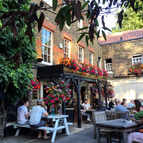 The Flask - Pub in Highgate