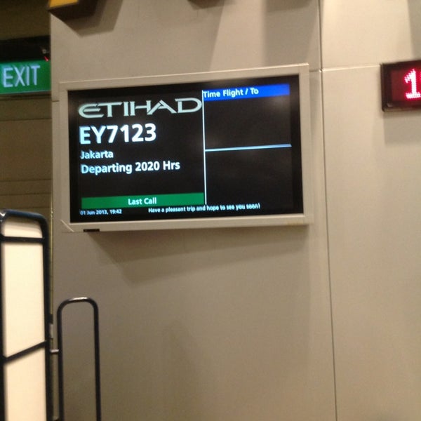 Etihad Airways(EY) Check-In Counter (Now Closed) - Airport Terminal in ...