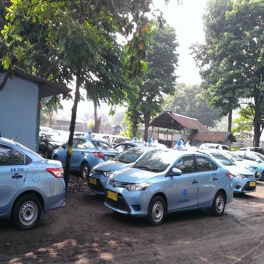 Blue Bird Group Pool Tugu - Semarang