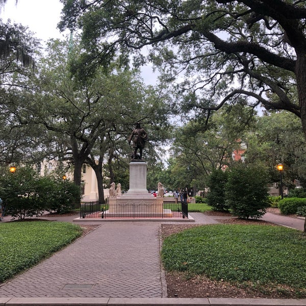Photos at Forrest Gump's Bench (former location) - Historic District ...