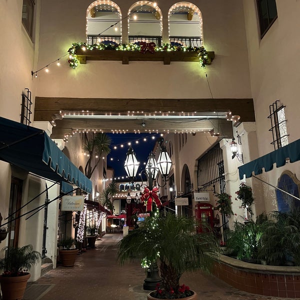 La Arcada - Plaza in Santa Barbara