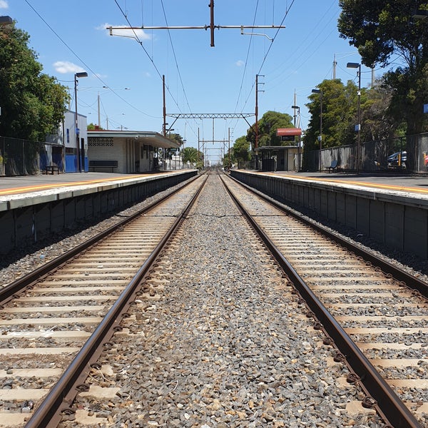 Regent Station - Rail Station in Reservoir