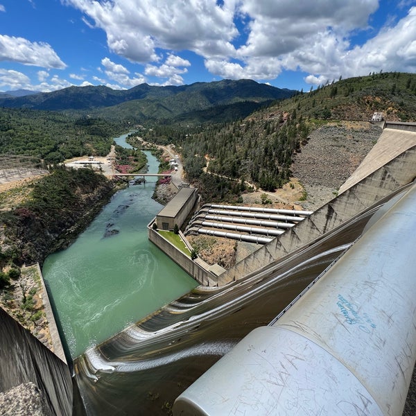 Shasta Dam - 8 tips from 651 visitors