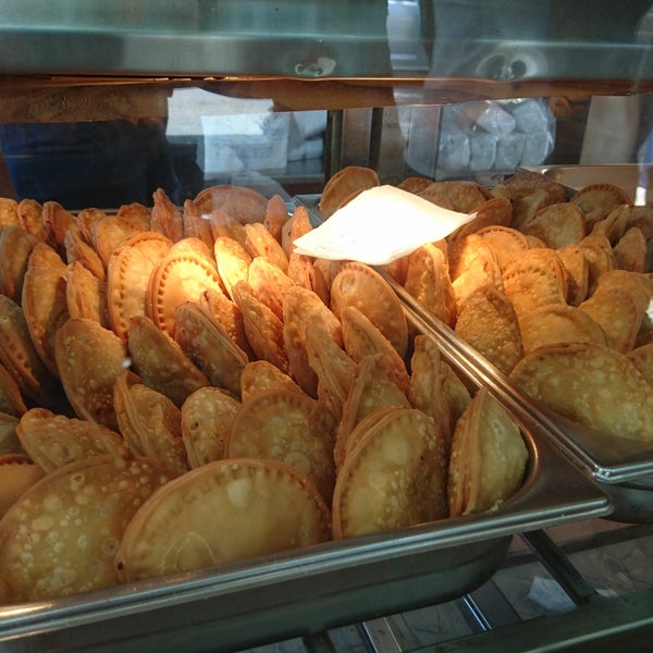 Pastelitos Dominicanos