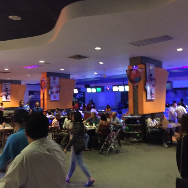 Photos at Sebelen Bowling Center - Piantini - Av. Abraham Lincoln