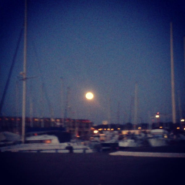 Bassin A Flot - Bacalan - 2 tips from 231 visitors