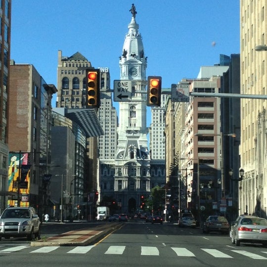 Vine Street Expressway at Broad Street - Avenue of the Arts South ...