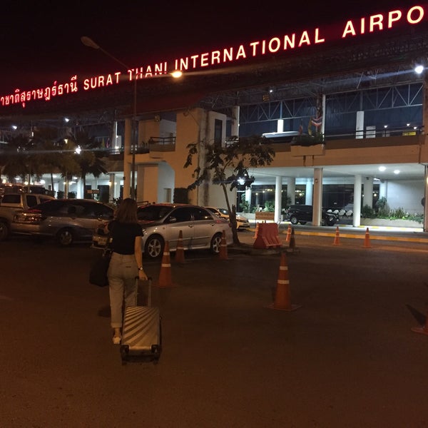 สนามบินสุราษฎร์ธานี