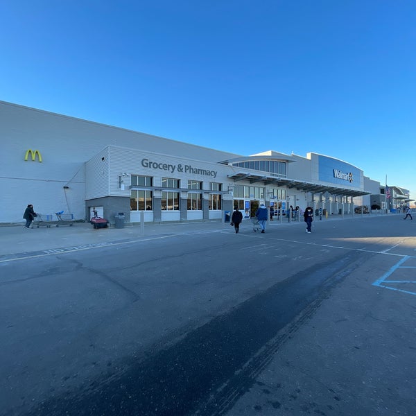 Photos at Walmart Supercenter - Big Box Store in Secaucus
