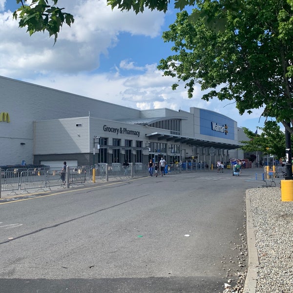 Photos at Walmart Supercenter - Big Box Store in Secaucus