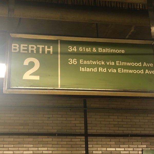 Photos at SEPTA MFL/TRL 15th Street Station - Avenue of the Arts South ...
