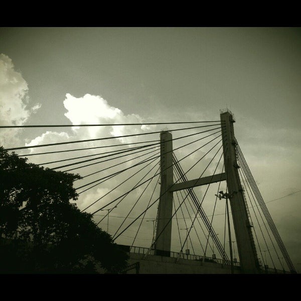 Krishnarajapuram Hanging Bridge - Bangalore, Karnātaka