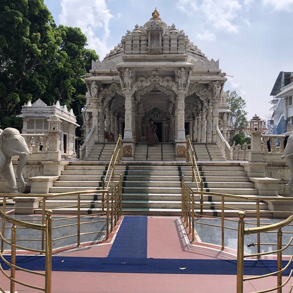 Sri Dharmanatha Shwetambar Jain Temple - 5 tips