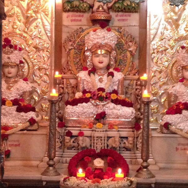 Sri Dharmanatha Shwetambar Jain Temple - 5 tips