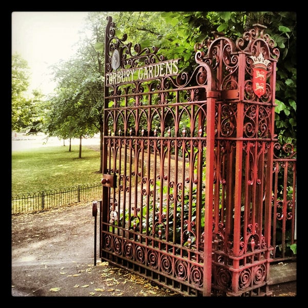 Forbury Gardens - Park in Reading