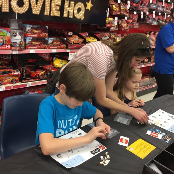 Toys"R"Us (Now Closed) - Hickory Valley - Hamilton Place - Chattanooga, TN