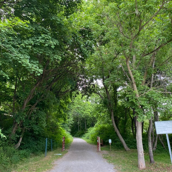 Butler-Freeport Community Trail - 3 tips from 87 visitors
