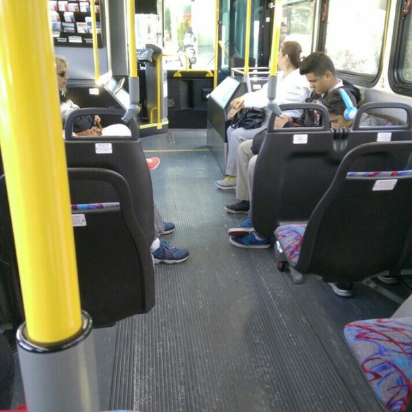 SamTrans Bus Stop #336034 (Route ECR Northbound) - El Camino Real and ...